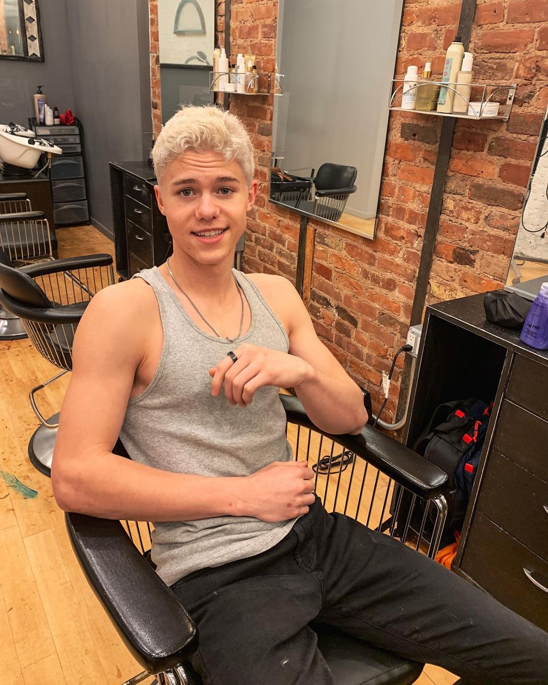 18 Year Old Case Walker Actor Tiktoker Musician And Climber Lpsg