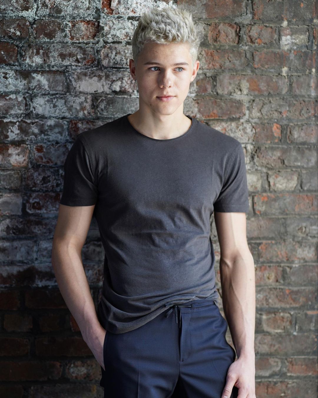 18 Year Old Case Walker Actor Tiktoker Musician And Climber Lpsg