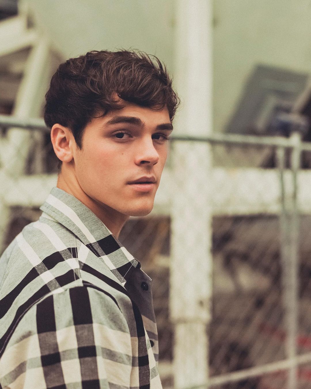 19 Year Old Aj Mitchell American Singer Lpsg